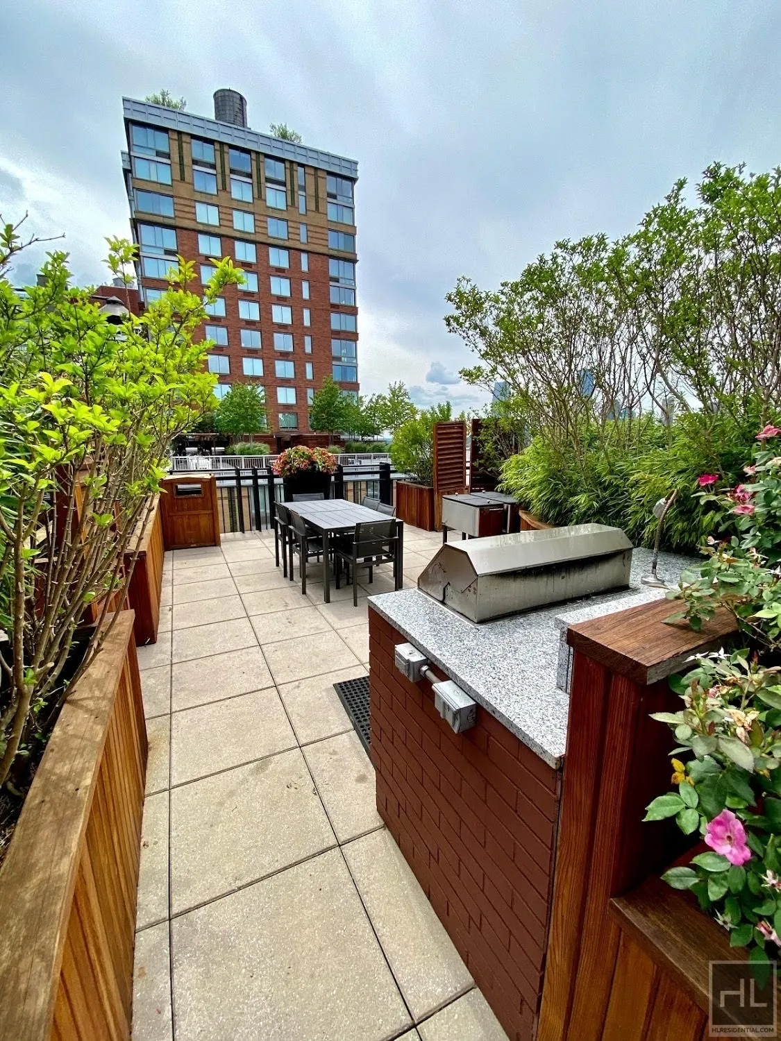 400 Chambers Street #10C in Battery Park City, Manhattan | StreetEasy