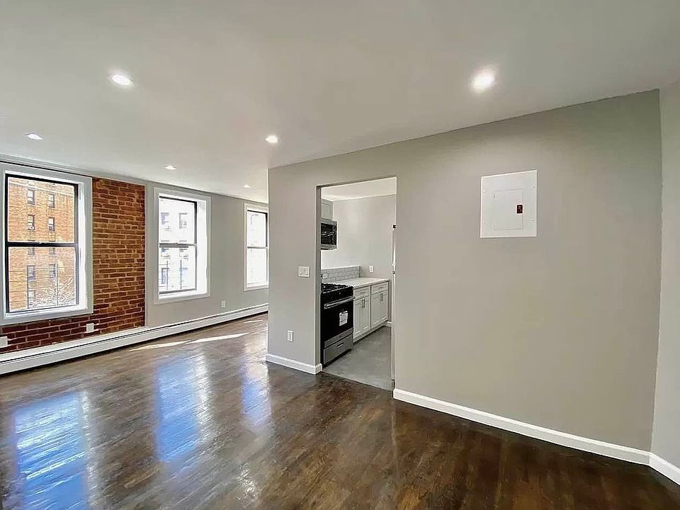 215 E 164th St APT 1B, Bronx, NY 10456 | Zillow