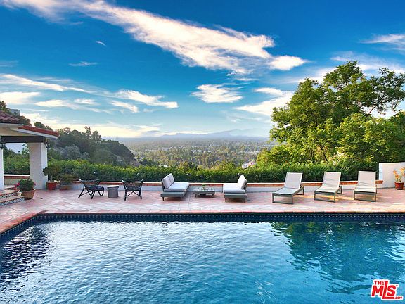 3646 Sunswept Dr, Studio City, CA 91604 | Zillow