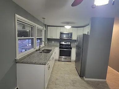 3535 W 58th St Chicago IL | Zillow