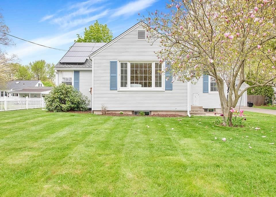 18 Meadow Rd, Longmeadow, MA 01106 | Zillow