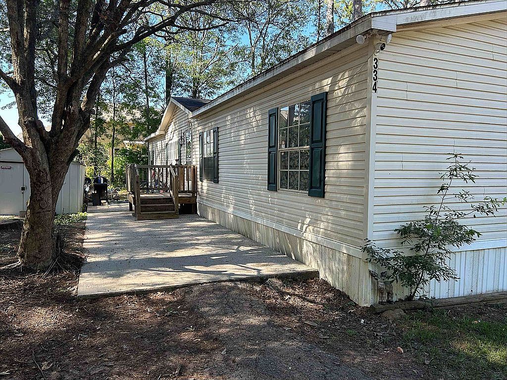 334 Sioux St, Locust Grove, GA 30248 | Zillow