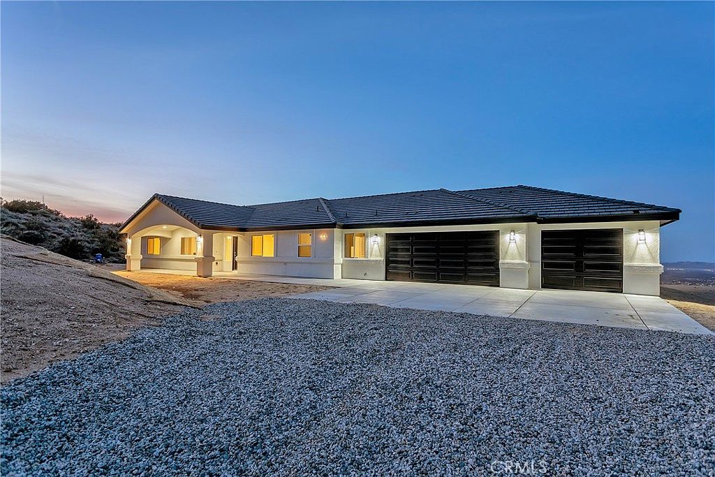 9353 Crystal Aire Rd, Pinon Hills, CA 92372 | Zillow