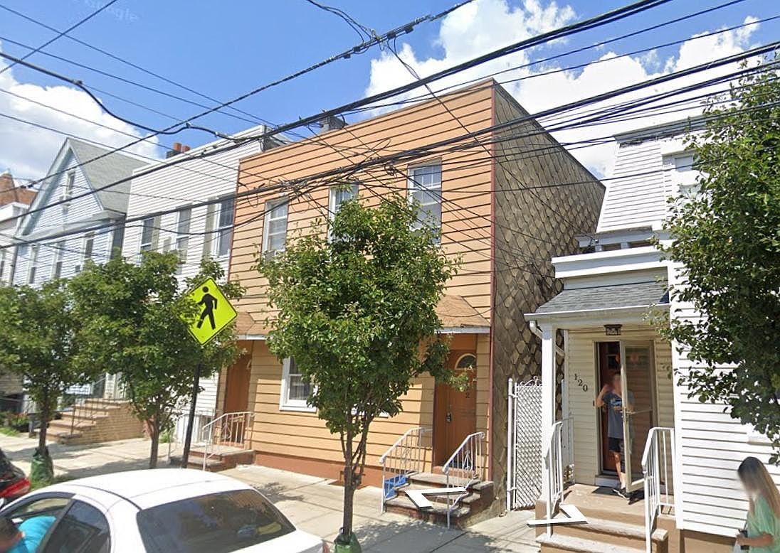 122 41st St Floor 2, Union City, NJ 07087 | Zillow
