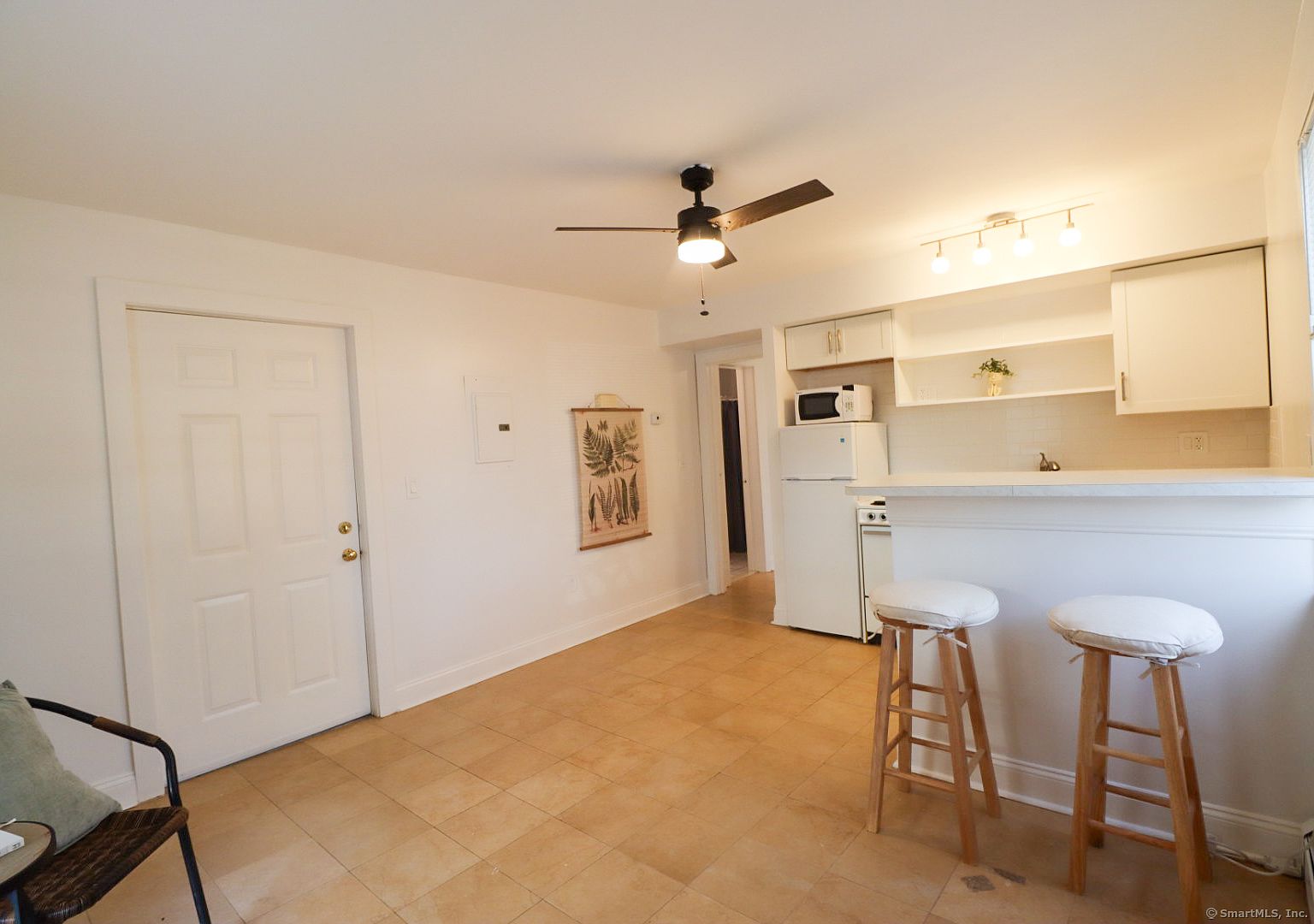 51 Franklin St APT 2, New London, CT 06320 | Zillow