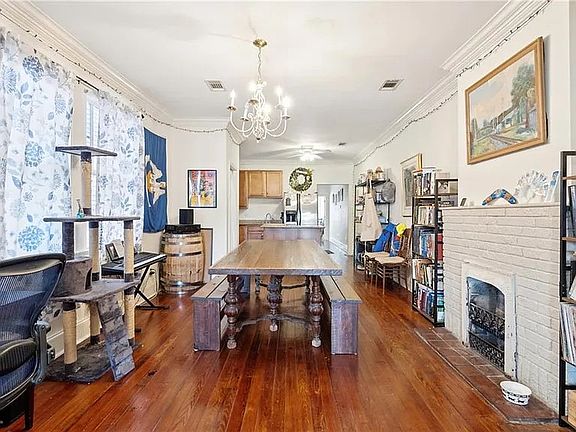 3034 Upperline St, New Orleans, LA 70125 | Zillow