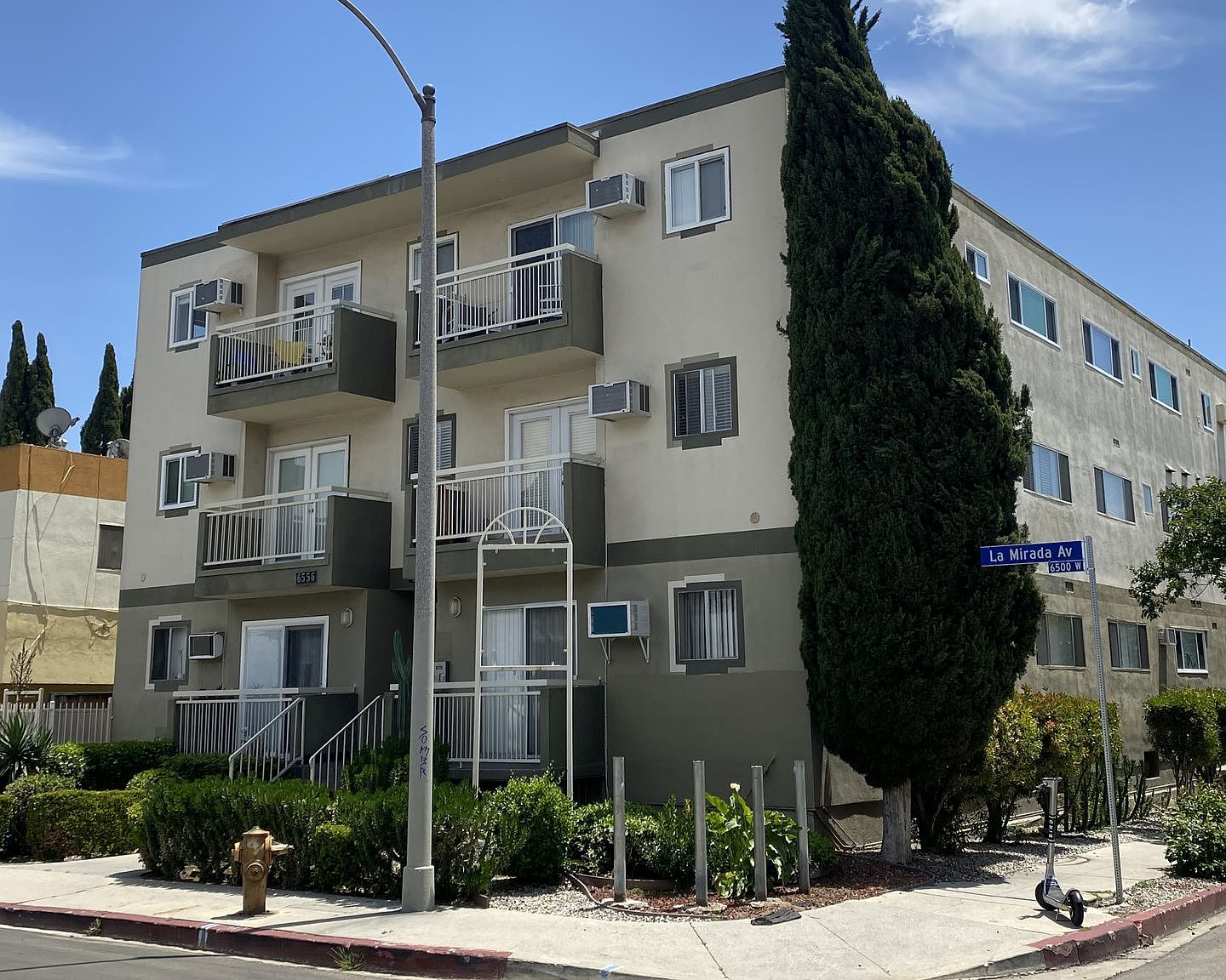 6556 La Mirada Ave APT 206, Los Angeles, CA 90038 | Zillow 6556 La Mirada Ave APT 206, Los Angeles, CA 90038 | Zillow