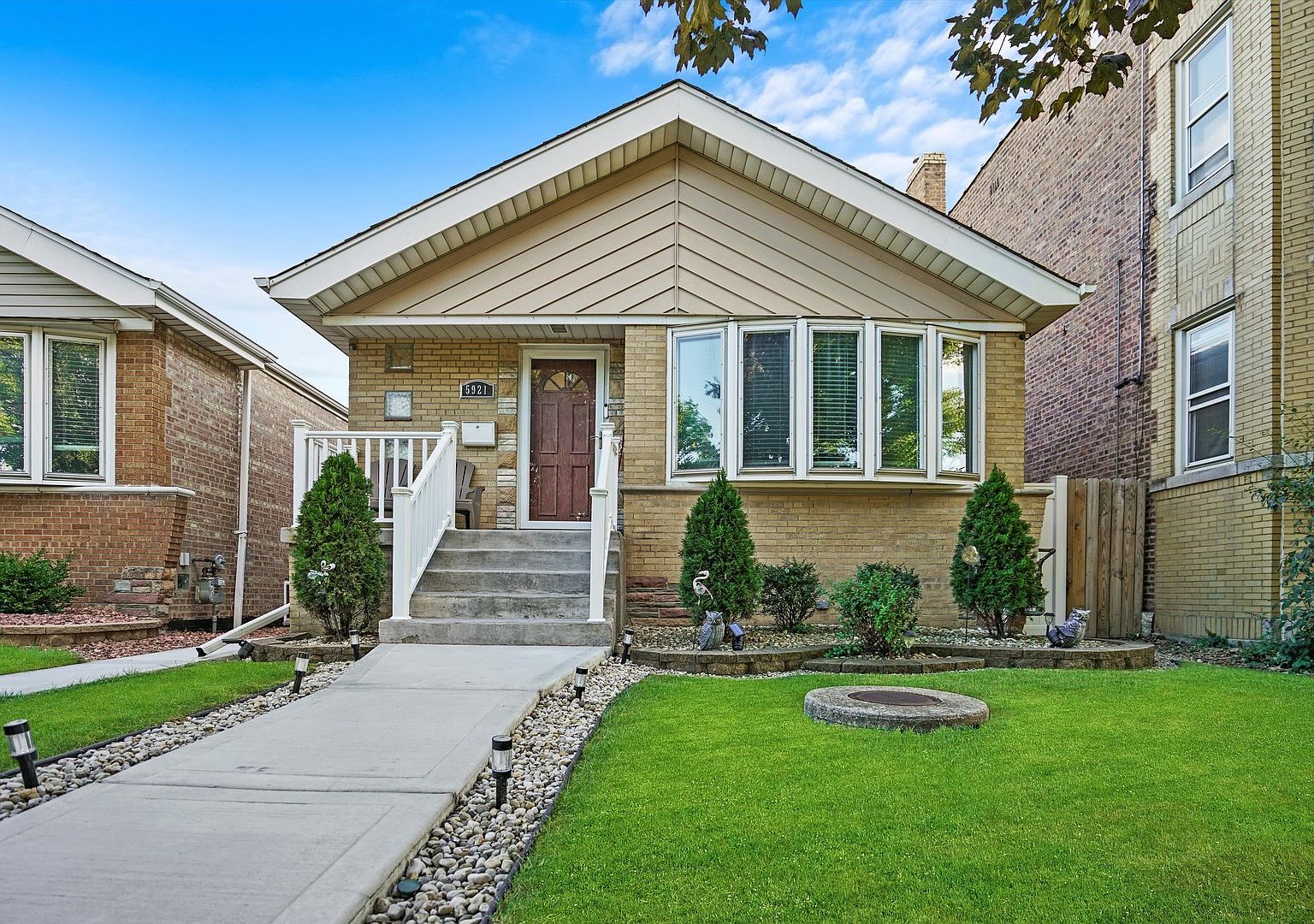 5921 W 64th St, Chicago, IL 60638 | Zillow