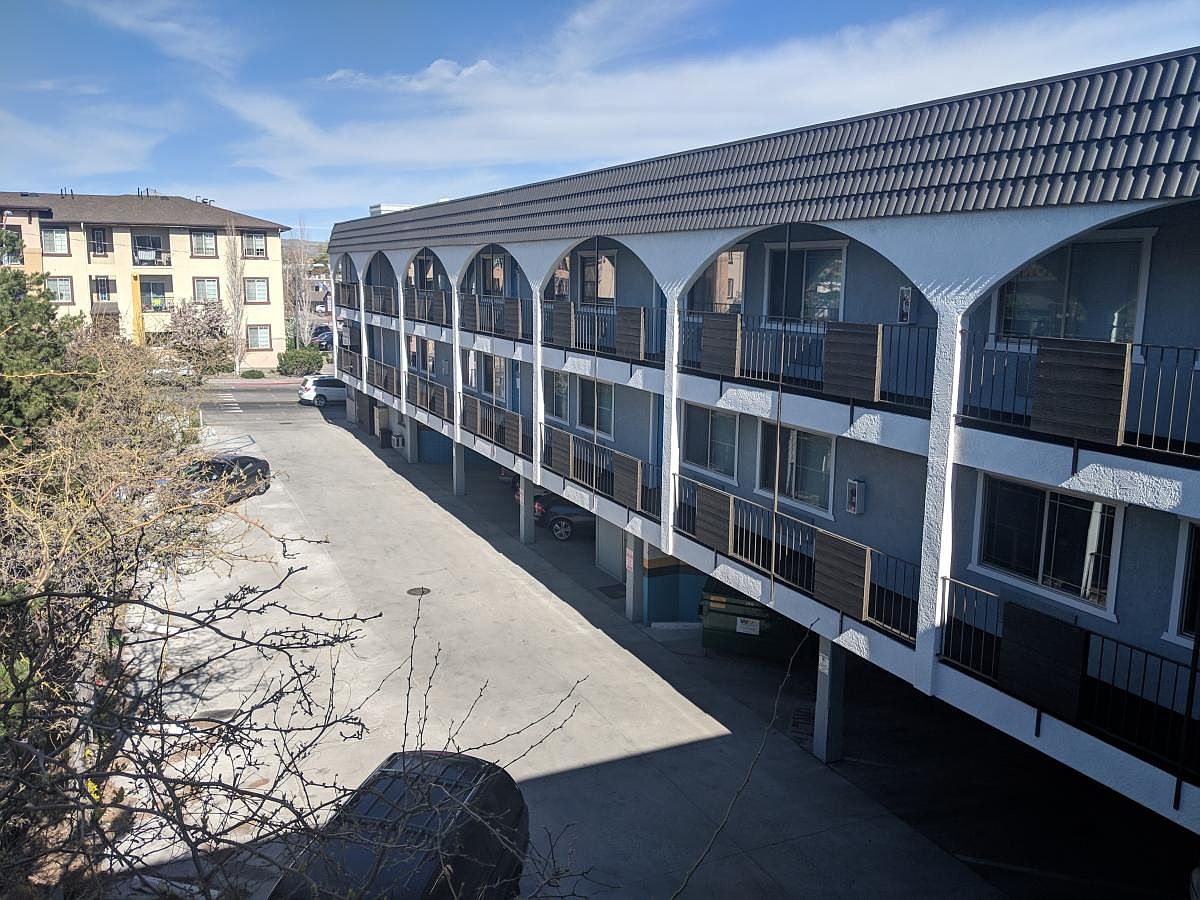 645 S Virginia St APT 8, Reno, NV 89501 | Zillow