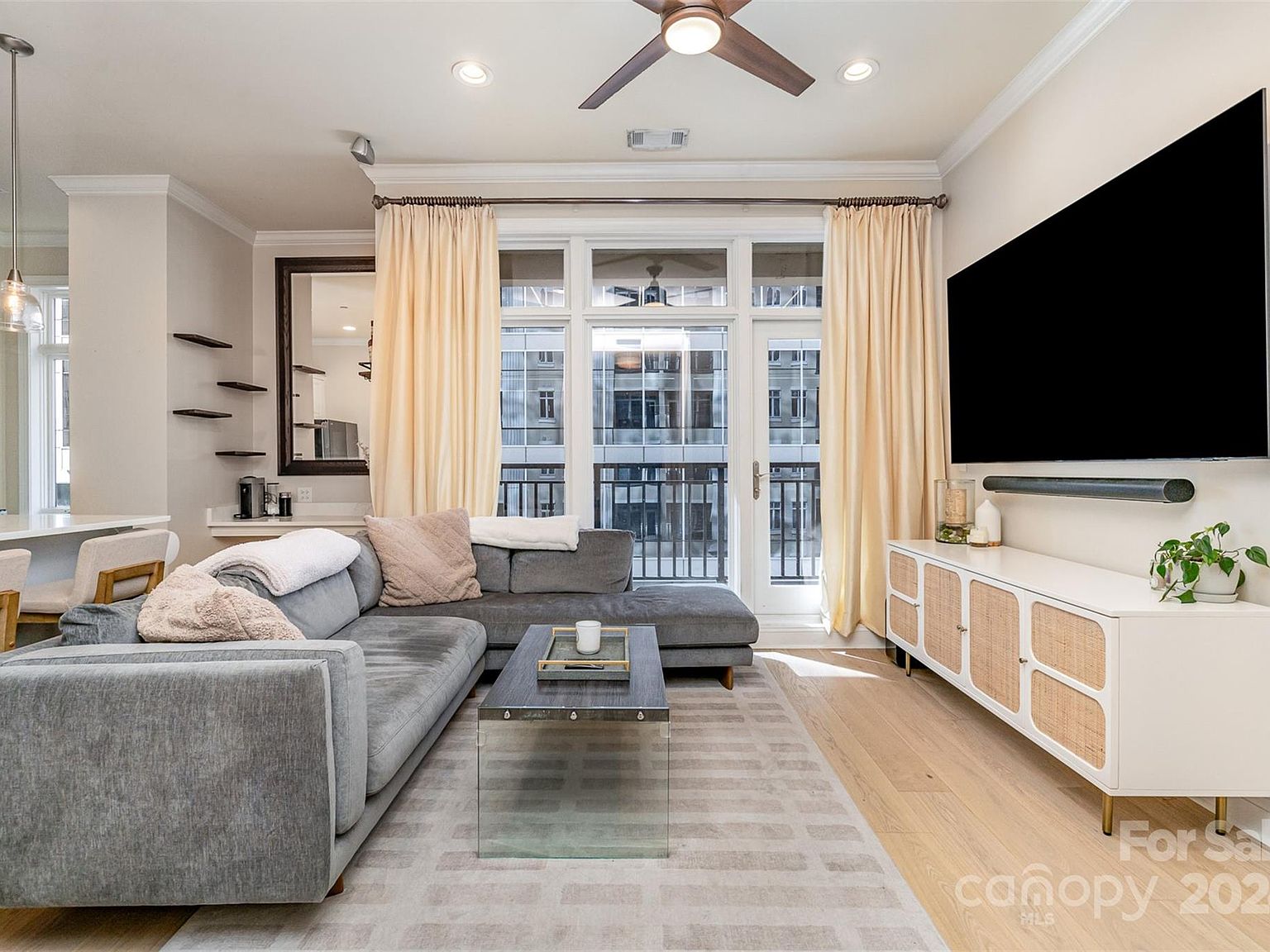 230 S Tryon St, Charlotte, NC 28202 | Zillow