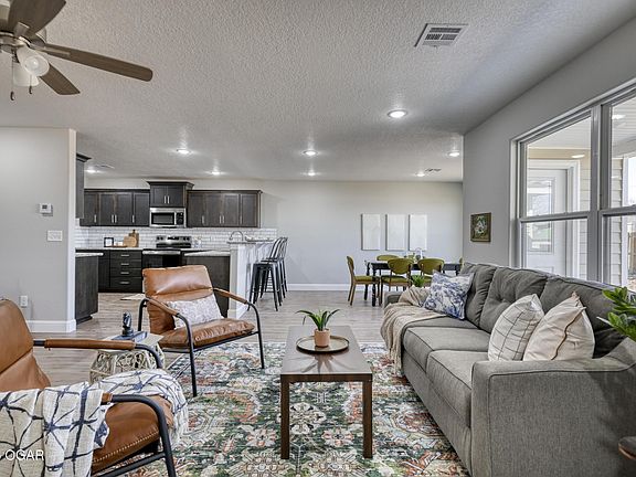 905 Durward Hall Dr, Carthage, MO 64836 | Zillow