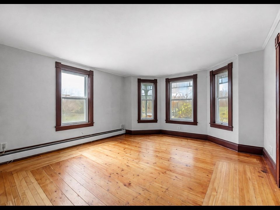 41 Elm St #1, Auburn, MA 01501 | Zillow