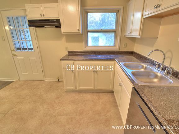 1892 Capri St, Memphis, TN 38117 | Zillow