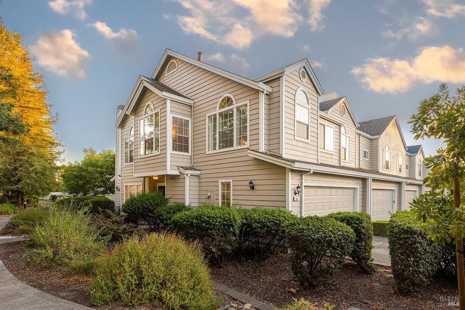 534 E Jasmine Cir, Santa Rosa, CA 95407 | MLS #324073931 | Zillow