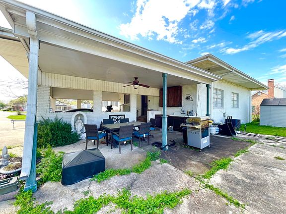 802 Main St, Patterson, LA 70392 | MLS #11257894 | Zillow