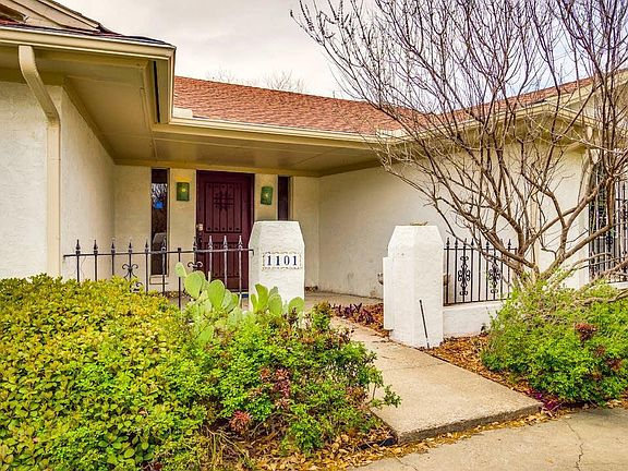 1101 Linda Ln ROOM C, Plano, TX 75075 | Zillow