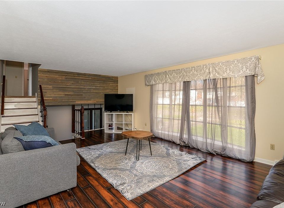 29581 Wellington Dr, North Olmsted, OH 44070 | Zillow