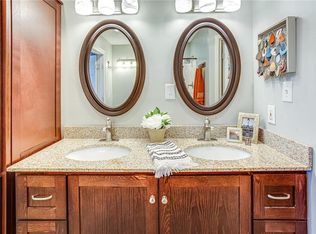 10 Pemford Pl, Liberty, MO 64068 | Zillow