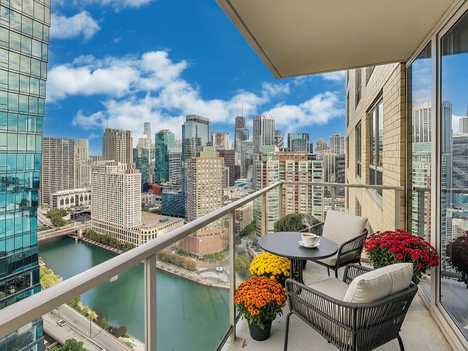 420 E Waterside Dr Chicago IL | Zillow