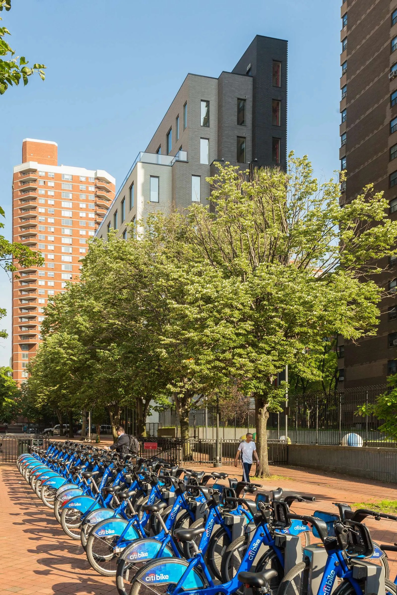 Carmel Place at 335 East 27th Street in Kips Bay : Sales, Rentals ...
