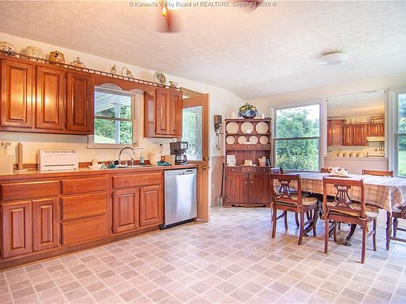 26 Peppermint Ln, Myra, WV 25544 | MLS #241919 | Zillow