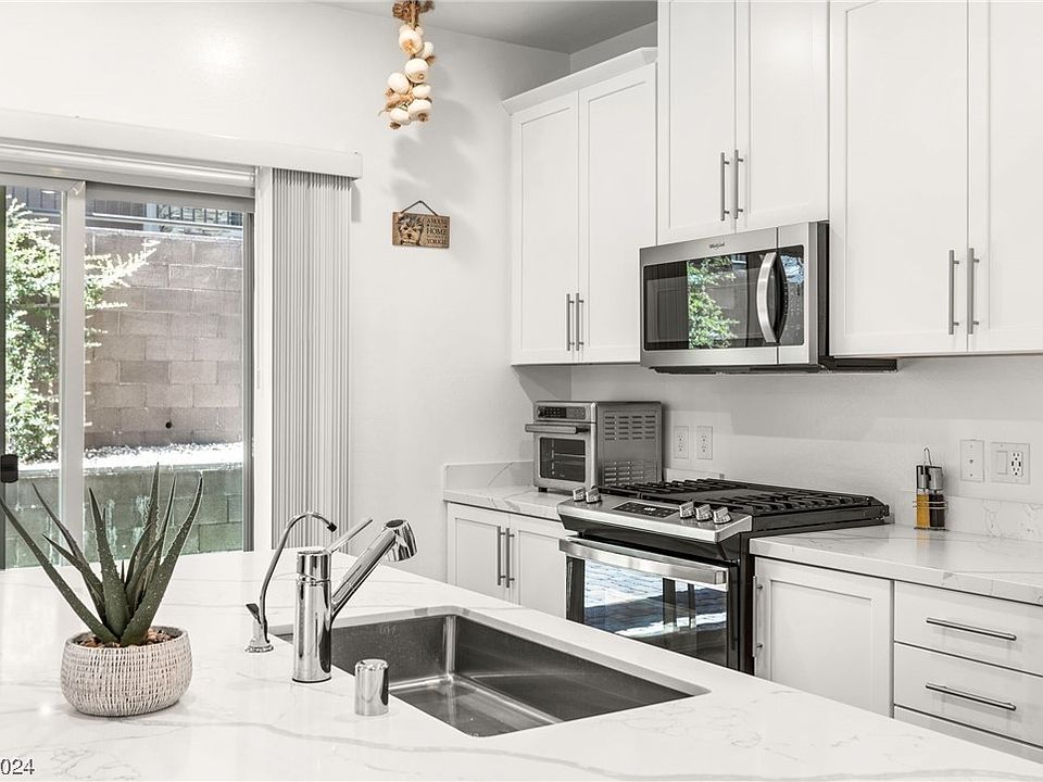 600 N Carriage Hill Dr #1164, Las Vegas, NV 89138 | MLS #2550571 | Zillow
