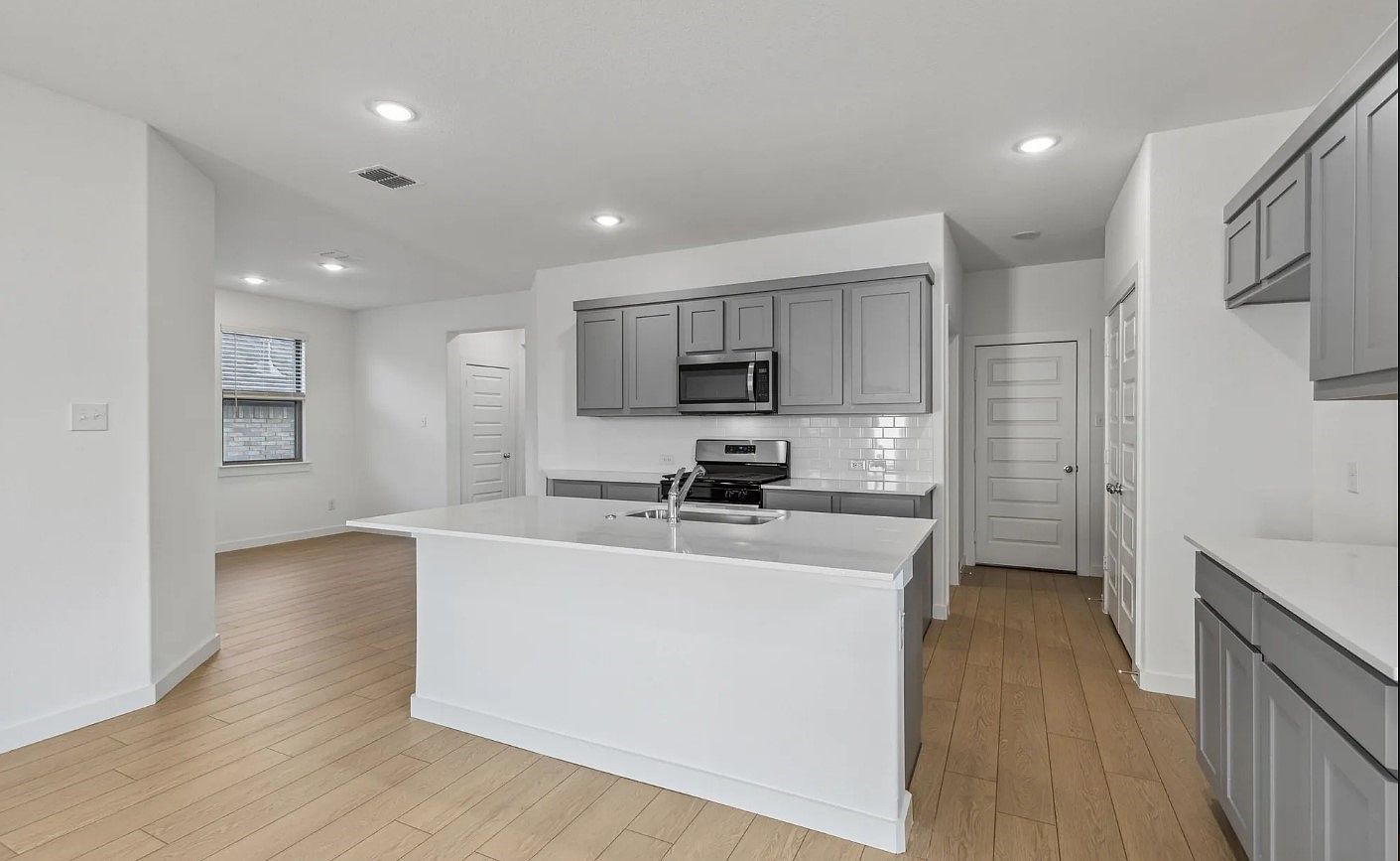 9105 Horse Herd Dr, Crowley, TX 76036 | Zillow