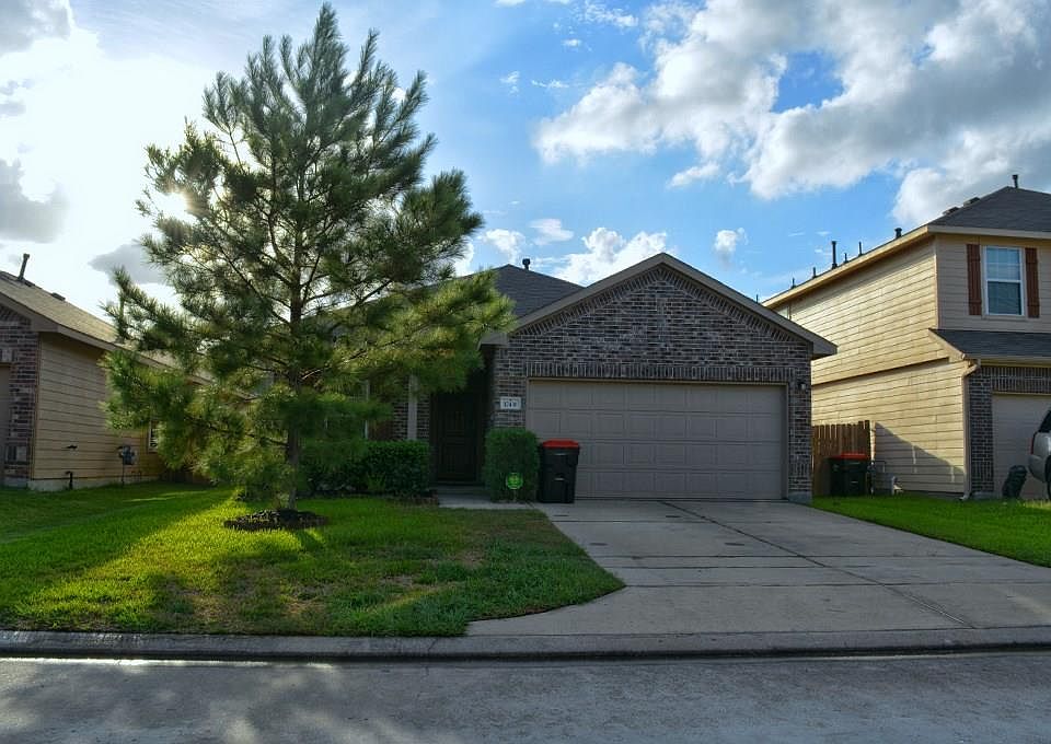 17431 Hayley Springs Ct, Humble, TX 77396 | Zillow