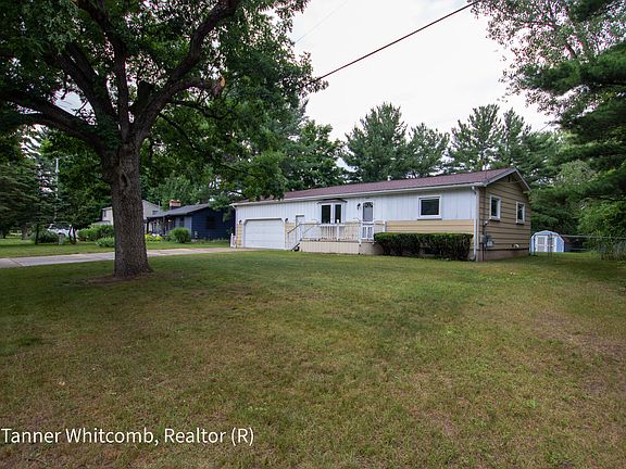 2361 Post Dr NE, Belmont, MI 49306 | Zillow