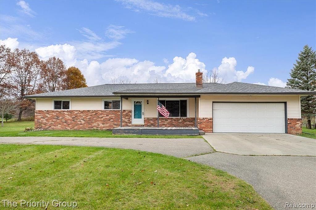 11679 Milford Rd, Holly, MI 48442 | Zillow