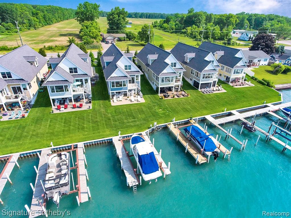 10061 Dixie Hwy, Ira, MI 48023 | MLS #20230048491 | Zillow