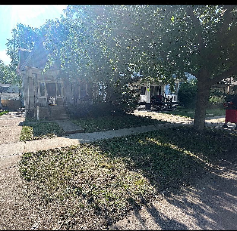 1423 S Spring St, Springfield, IL 62704 | Zillow