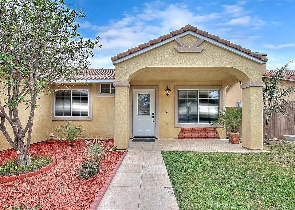 9954 Grace St Bloomington CA | Zillow