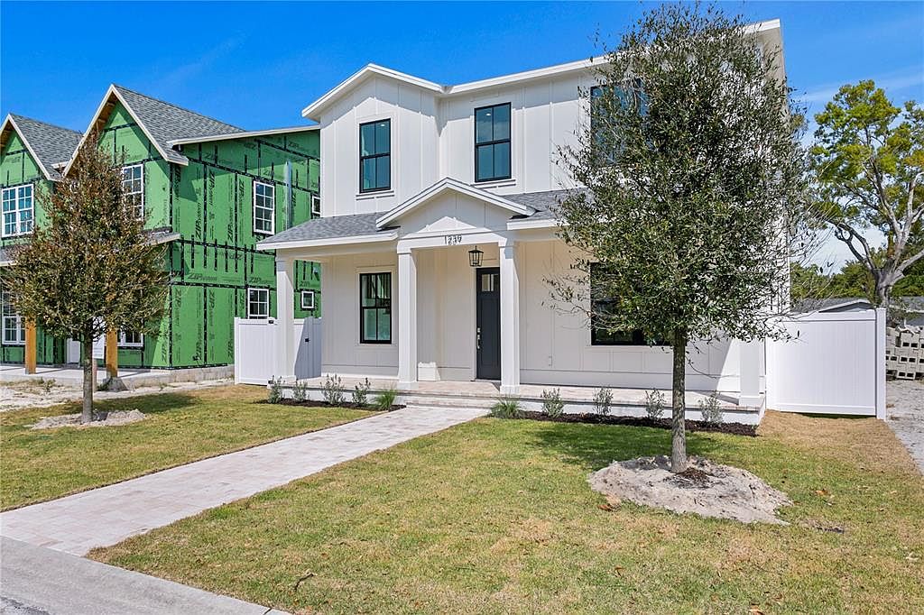1239 36th Ave N, Saint Petersburg, FL 33704 | Zillow
