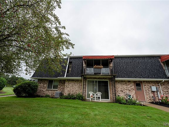 46 Foxberry Dr, Getzville, NY 14068 | Zillow