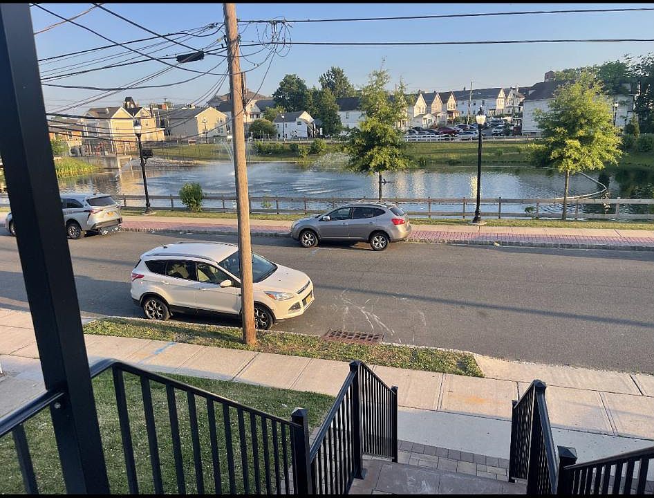 20 Noe St #1, Carteret, NJ 07008 | Zillow