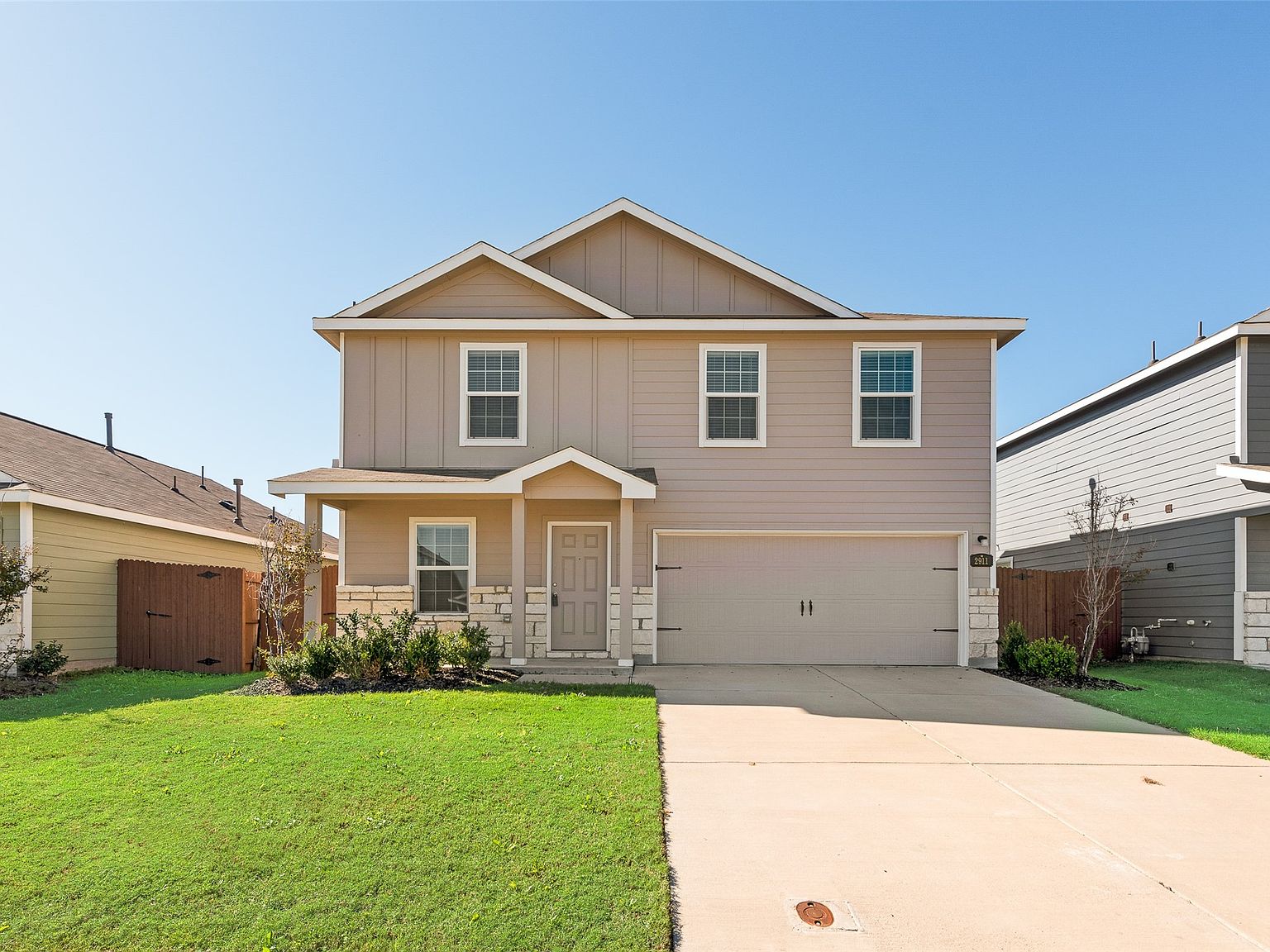 2911 Bronte Blvd, Heartland, TX 75126 | MLS #20877940 | Zillow