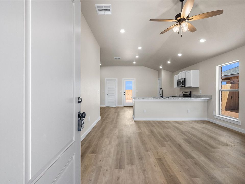 Regan Plan, Mockingbird Ridge, Midland, TX 79705 | Zillow