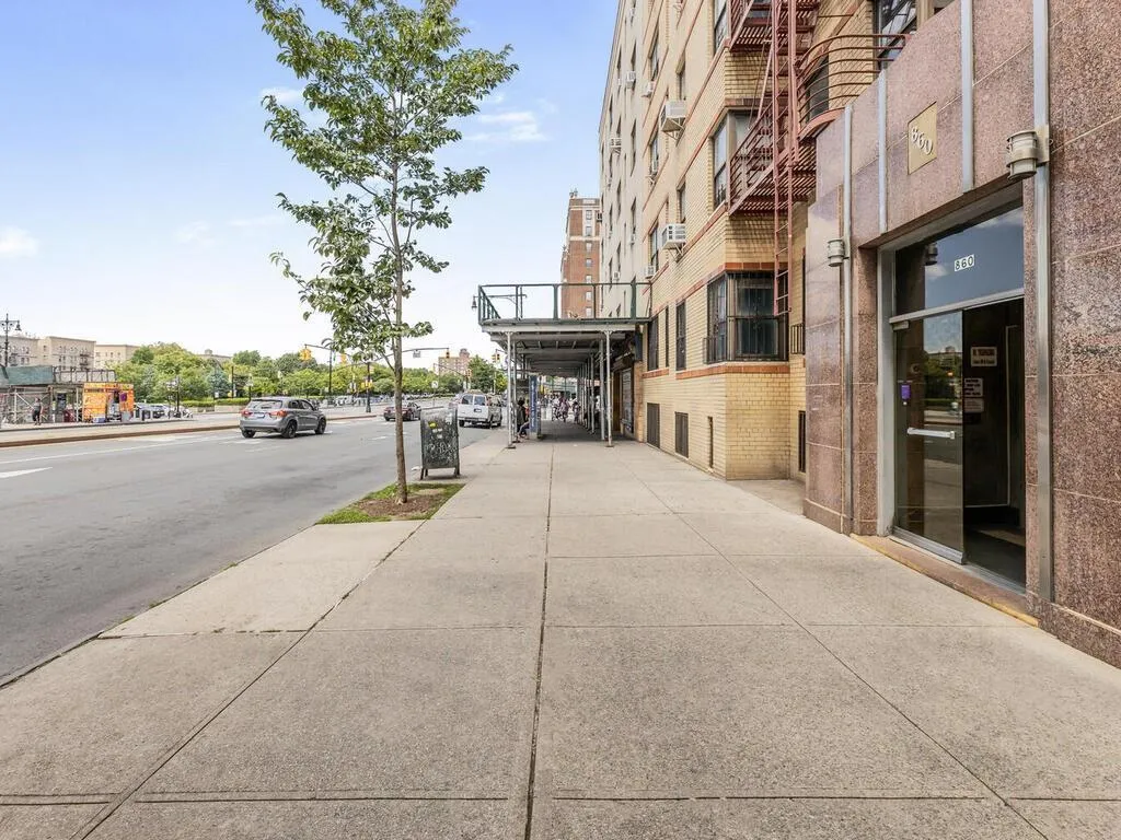 860 Grand Concourse #1L in Concourse, Bronx | StreetEasy