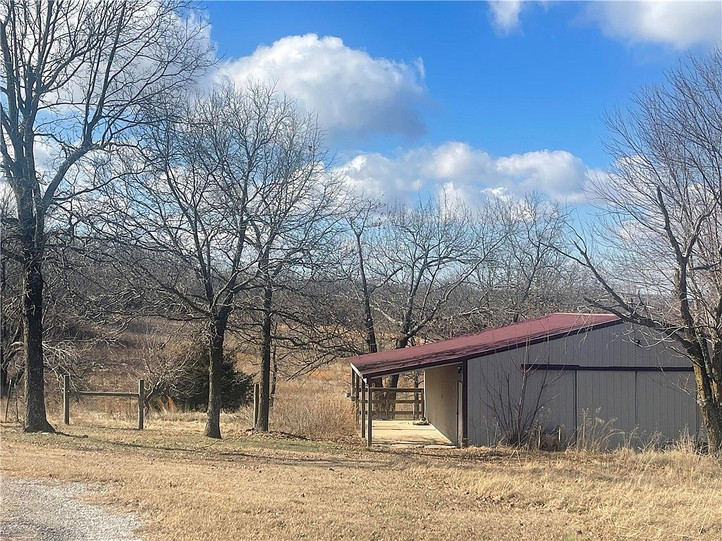 12779 Hogeye Rd, Prairie Grove, AR 72753 | Zillow