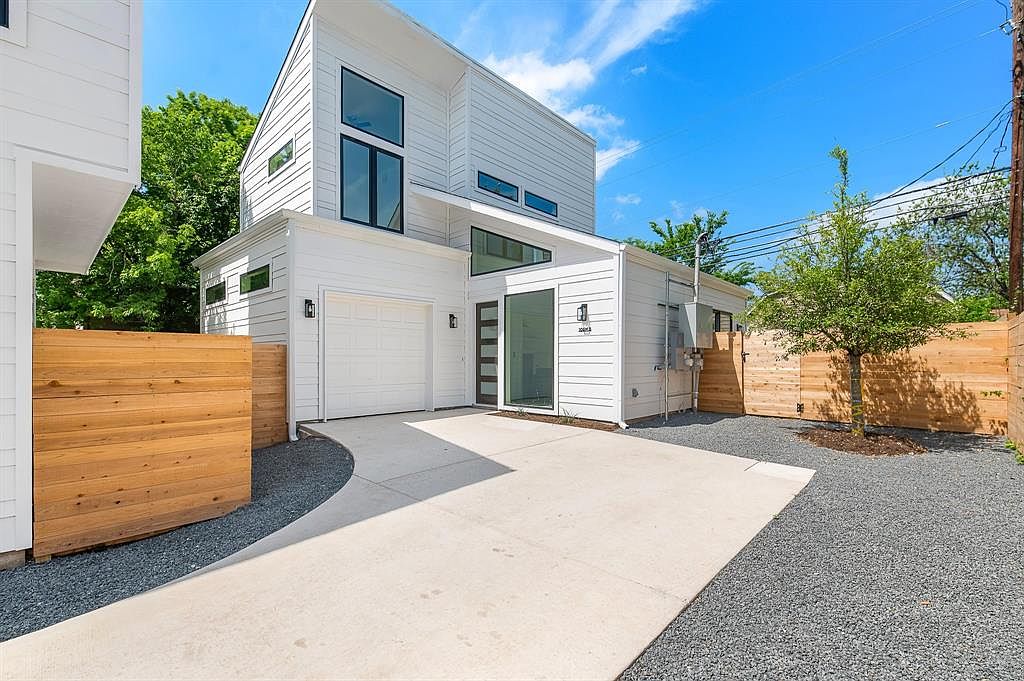 106 W Croslin St #B, Austin, TX 78752 | MLS #9589570 | Zillow