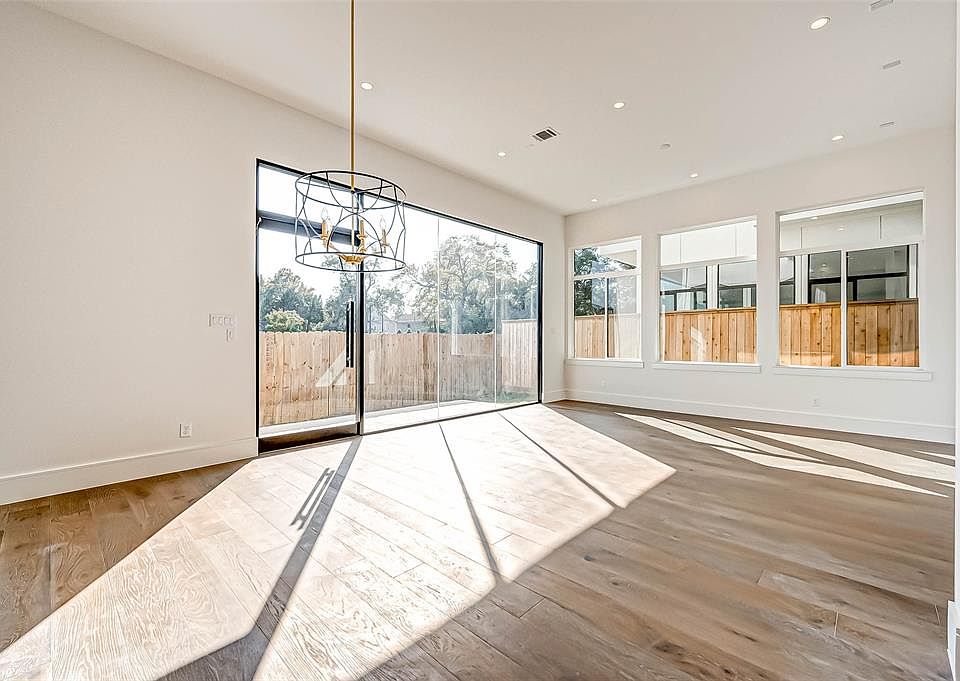 1645 Bingle Rd, Houston, TX 77055 | MLS #42127466 | Zillow