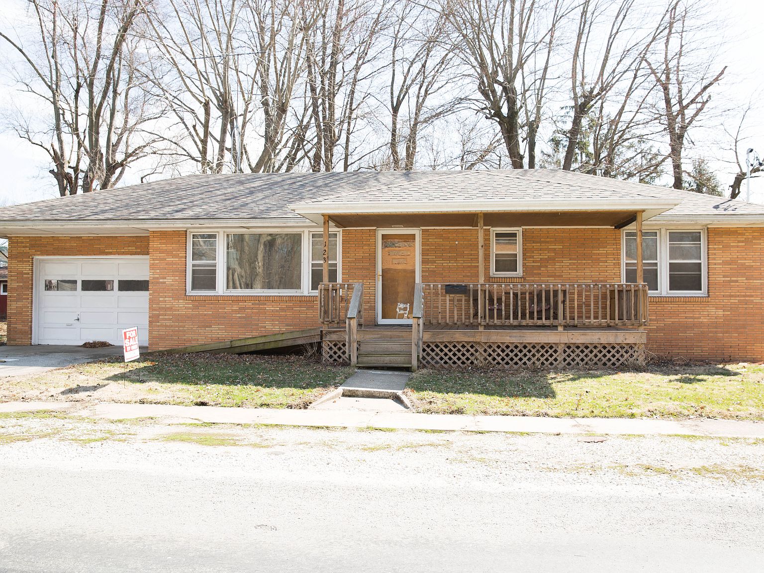 123 Hubbs St, White Hall, IL 62092 | Zillow