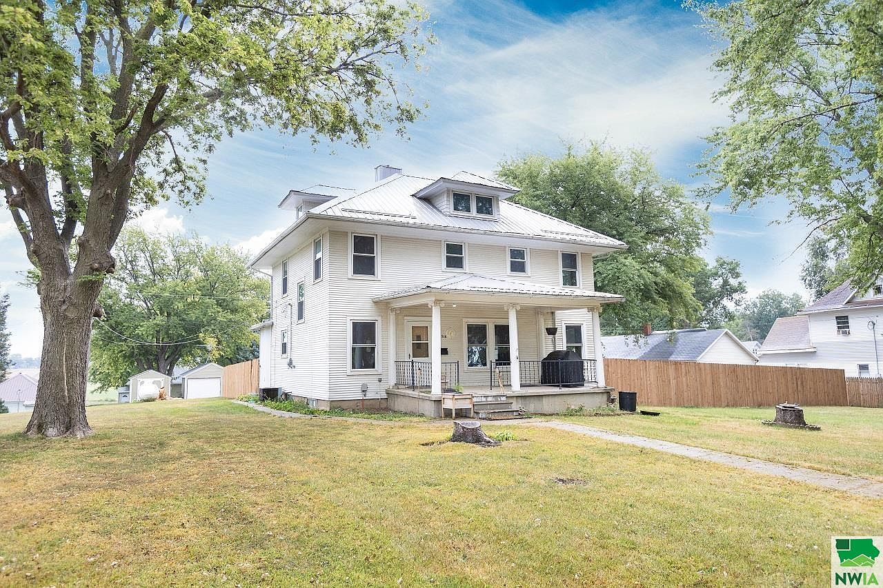 316 Main St, Pierson, IA 51048 | Zillow