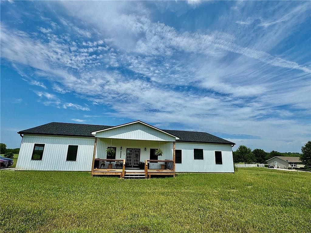 36116 Bynum Spur Rd, Lone Jack, MO 64070 | Zillow
