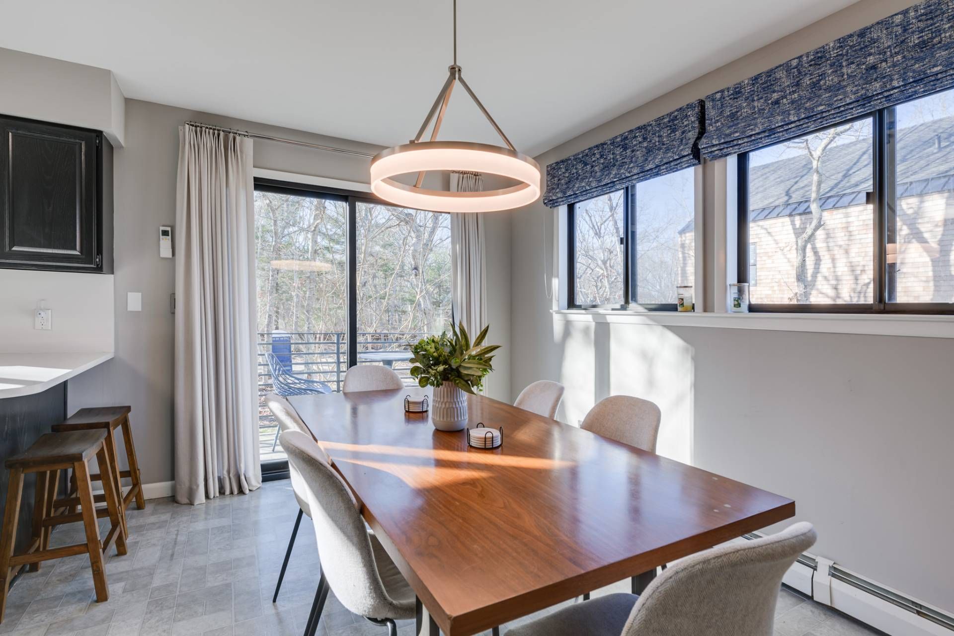 489 Great Hill Rd, Southampton, NY 11968 | Out East