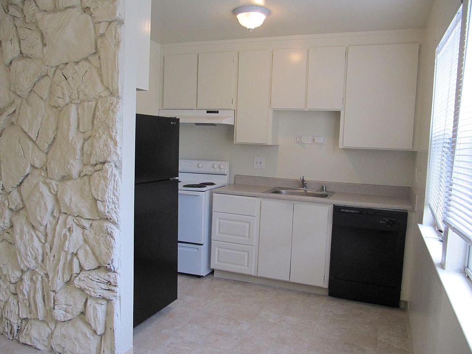 1690 Detroit Ave APT 27, Concord, CA 94520 | Zillow