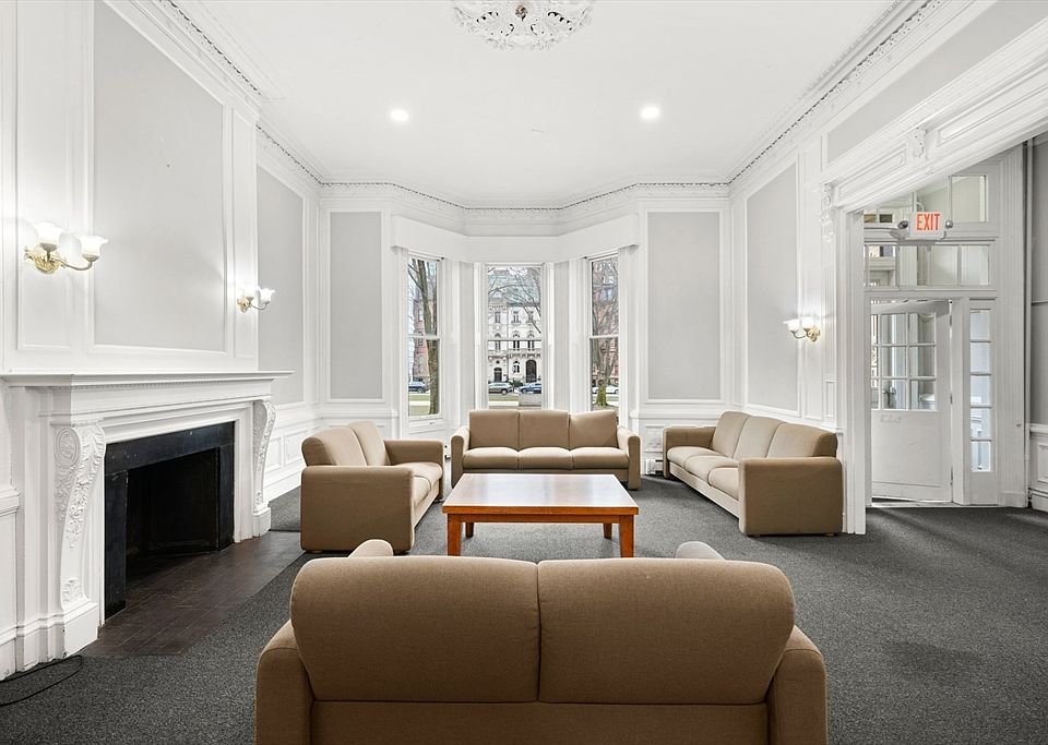 125-127 Commonwealth Ave, Boston, MA 02116 | Zillow