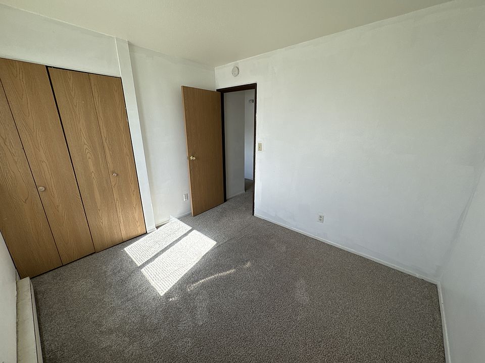 2409 4th Avenue North - 15 - 2409 4th Ave N Moorhead MN | Zillow