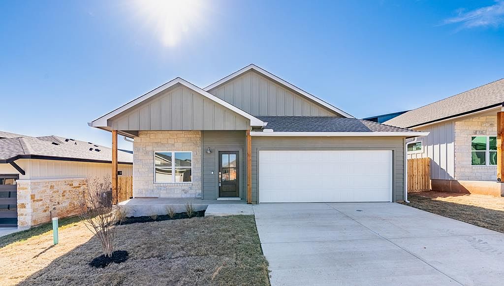 709 Wedgewood Ln, Fredericksburg, TX 78624 | Zillow